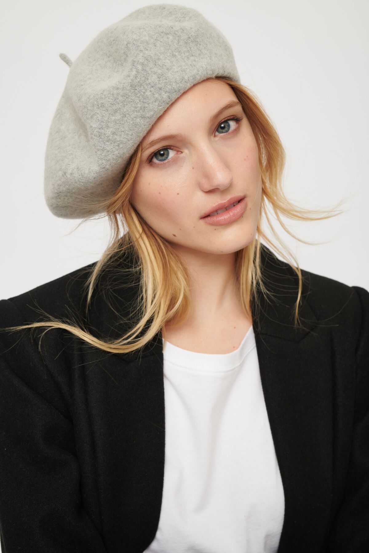 Classic Beret Hat Gray | Garage