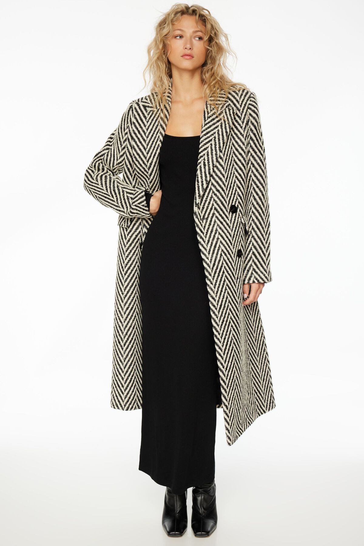 Herringbone Top Coat Black | Garage