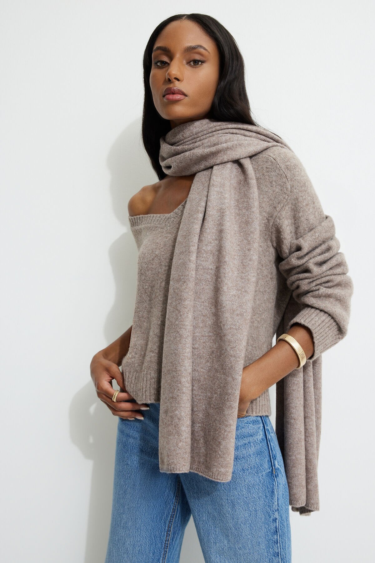 Heavenlyarn™ Wide Scarf Brown | Garage