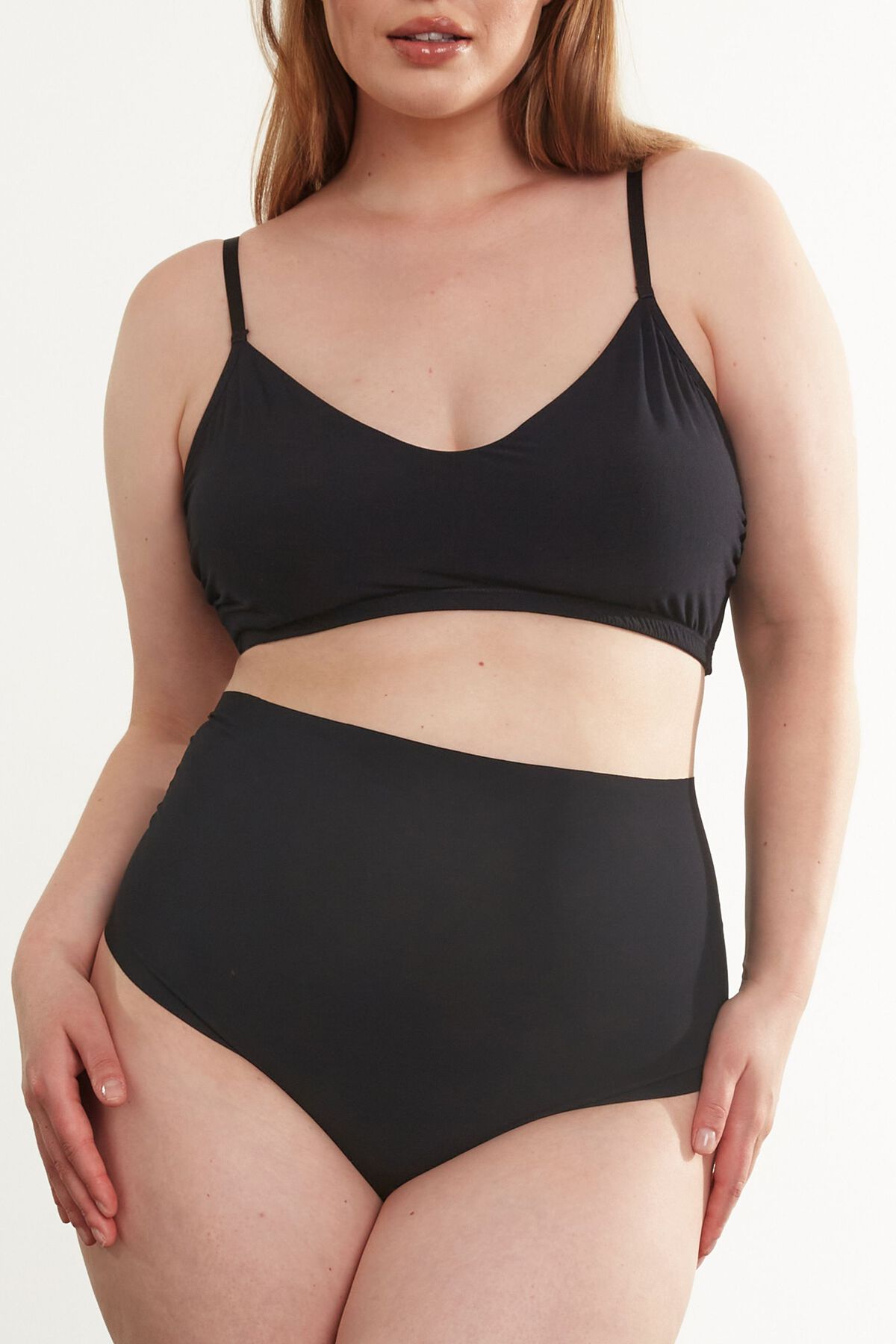 COMMANDO | Classic Control Thong Black | Garage