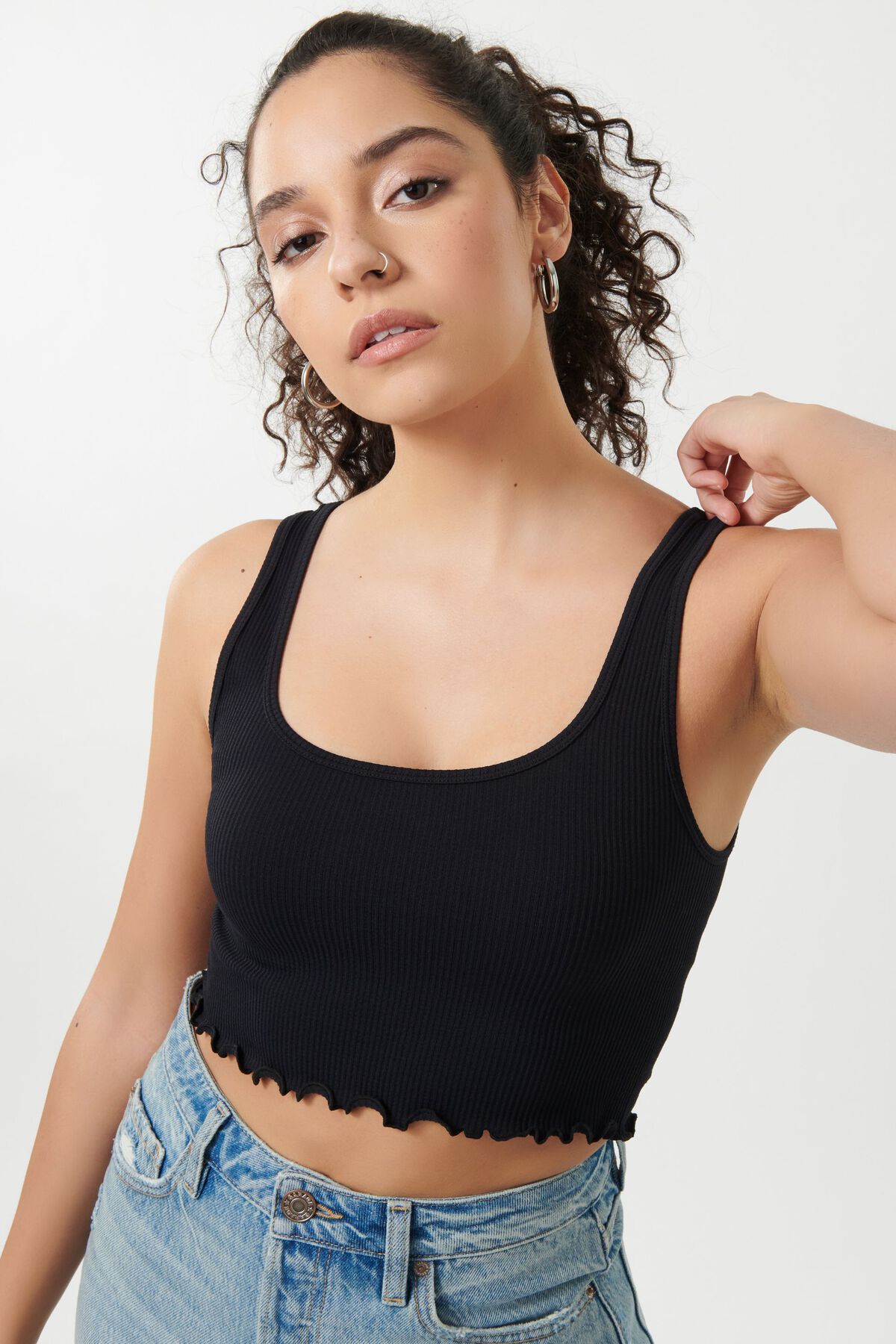 Seamless Lettuce-Edge Tank Black | Garage