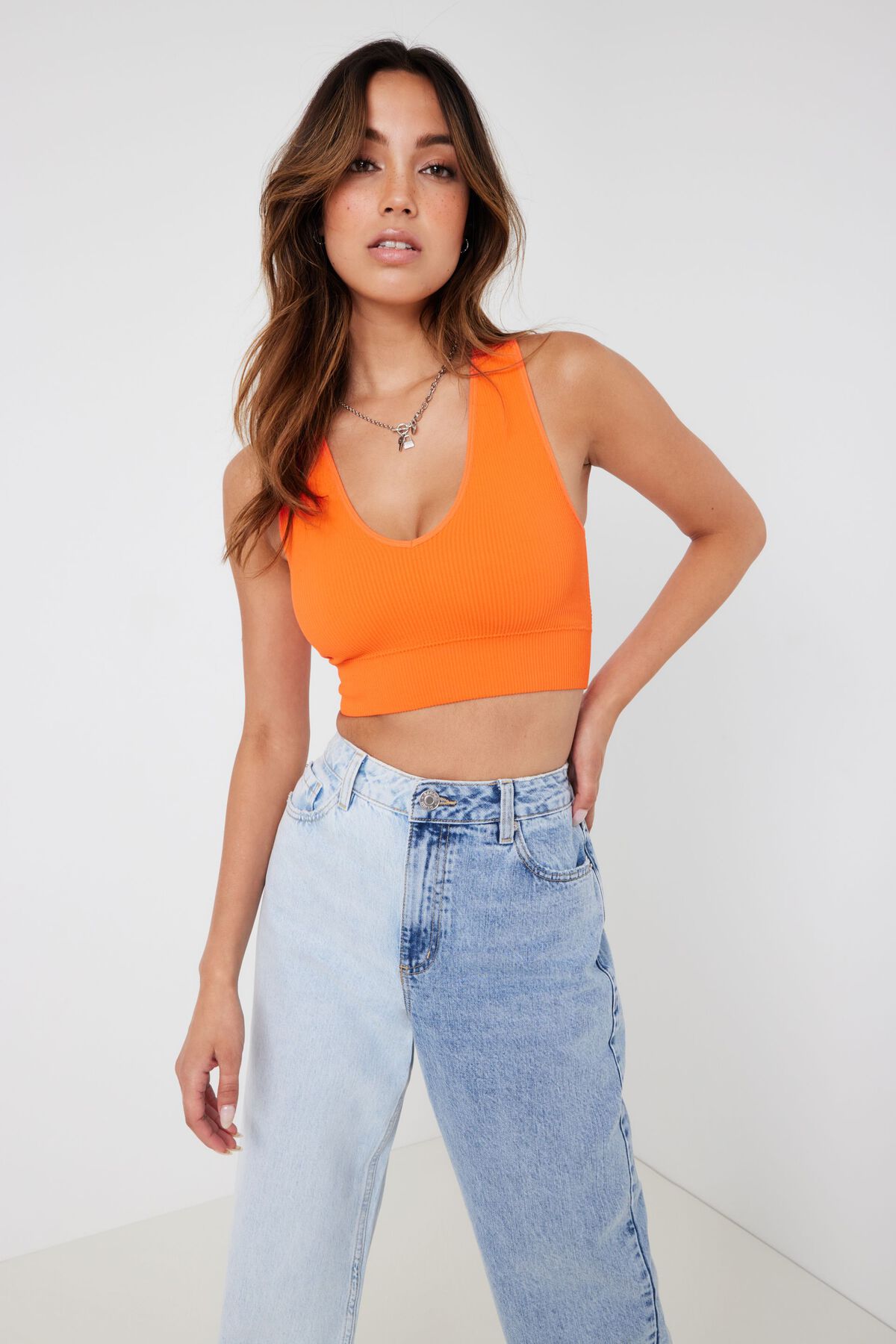 Stella Seamless Plunge Tank Top Red | Garage