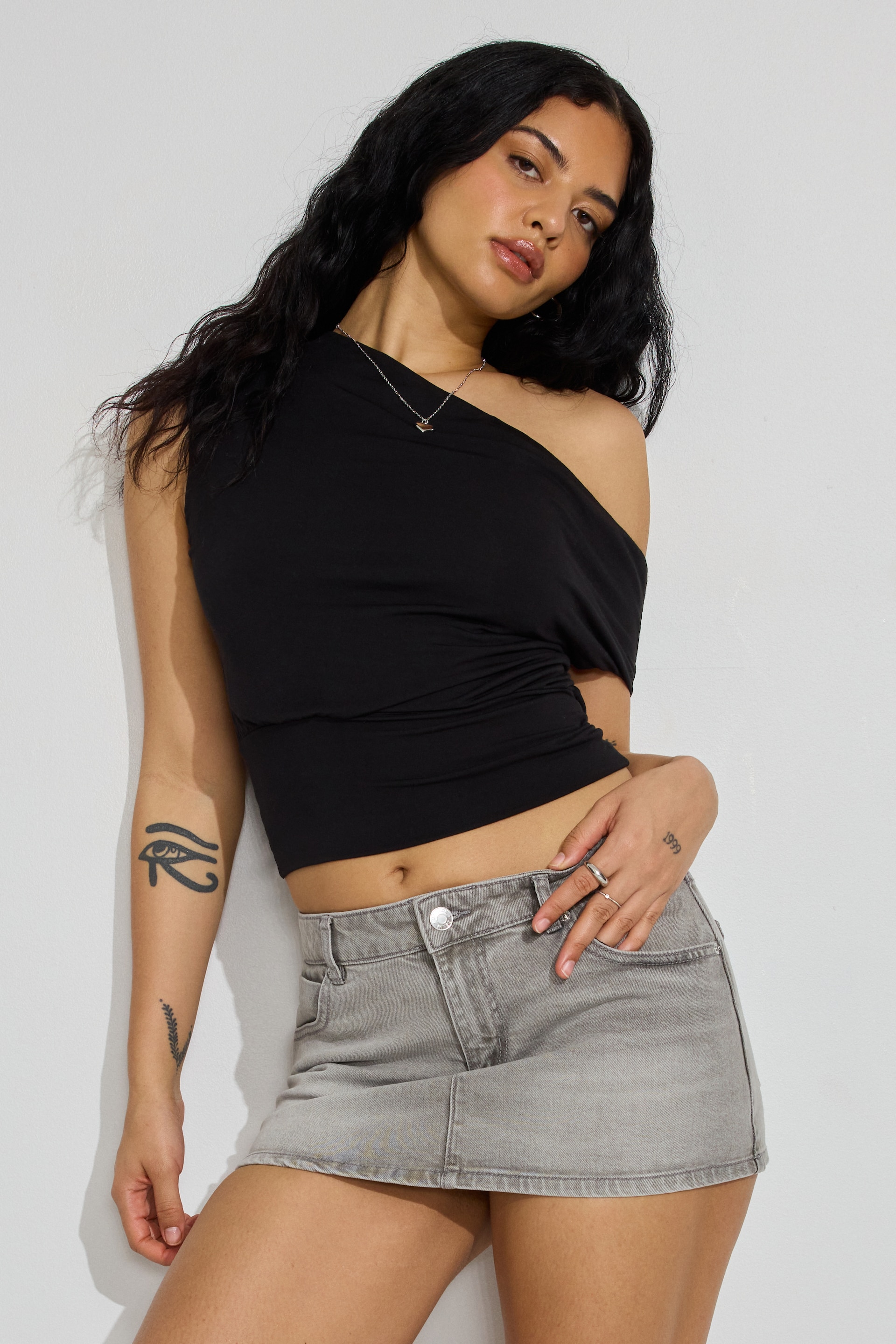 Off Shoulder Band Top Black | Garage